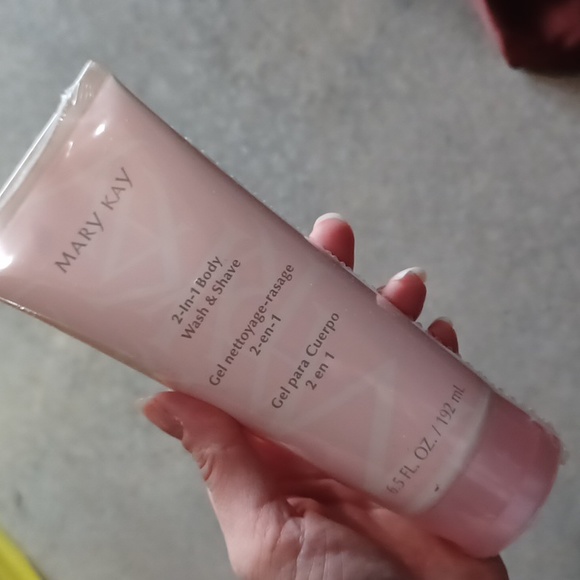 Mary Kay | Bath & Body | New Mary Kay 2 In Body Wash Shave Gel | Poshmark